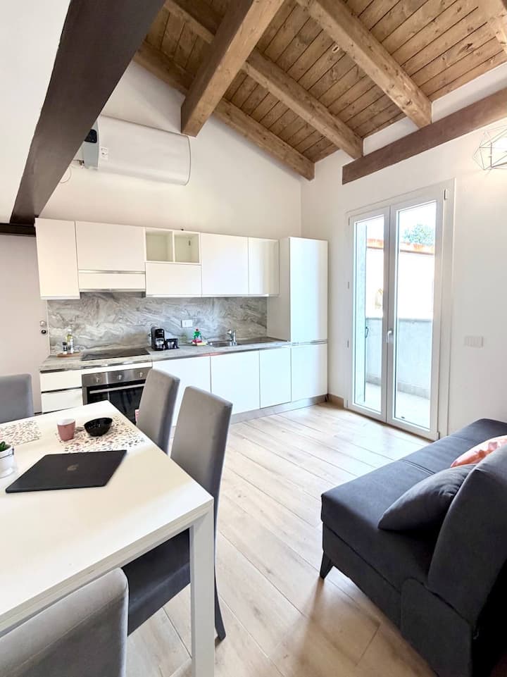 3 Stayin Varese - Varese