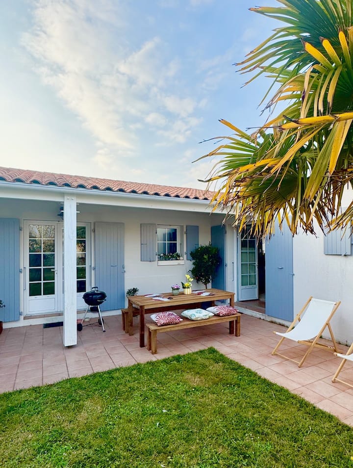 Maison De Charme - Centre & Plages - Jardin Privé - Île d'Oléron