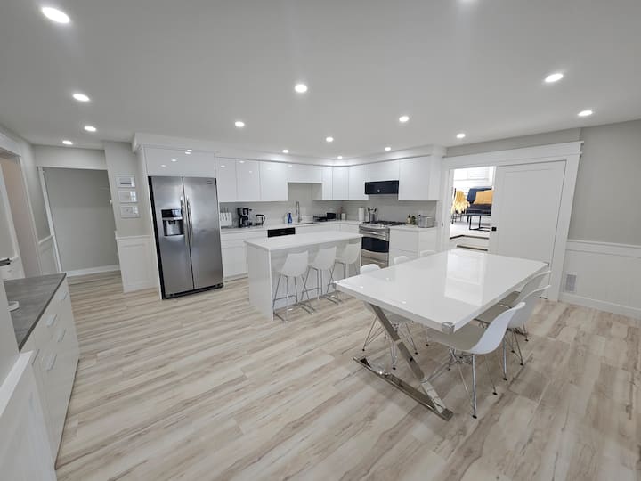 Stylish Stay In Kingston – Steps To Waterfront - Kingston