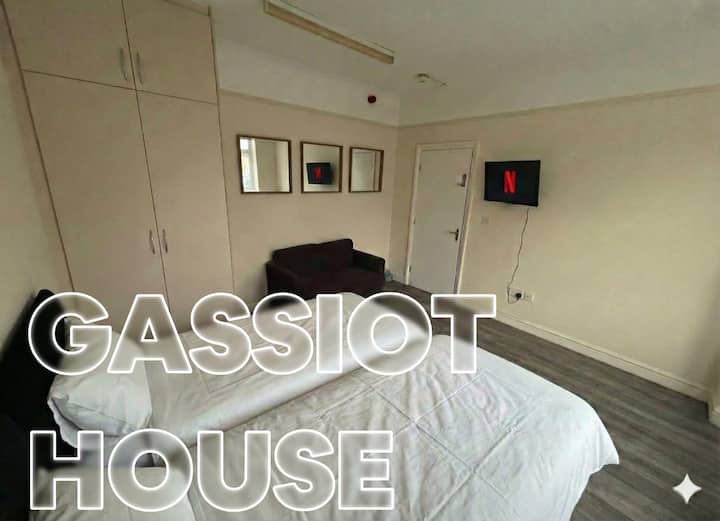 Maison-economie-salle De Bain Partagée - London