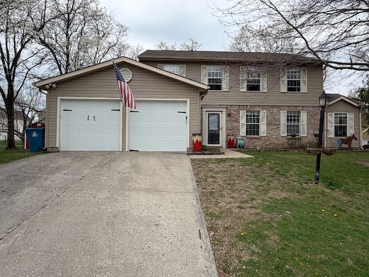 Final 4 Family-friendly House - Fishers, IN