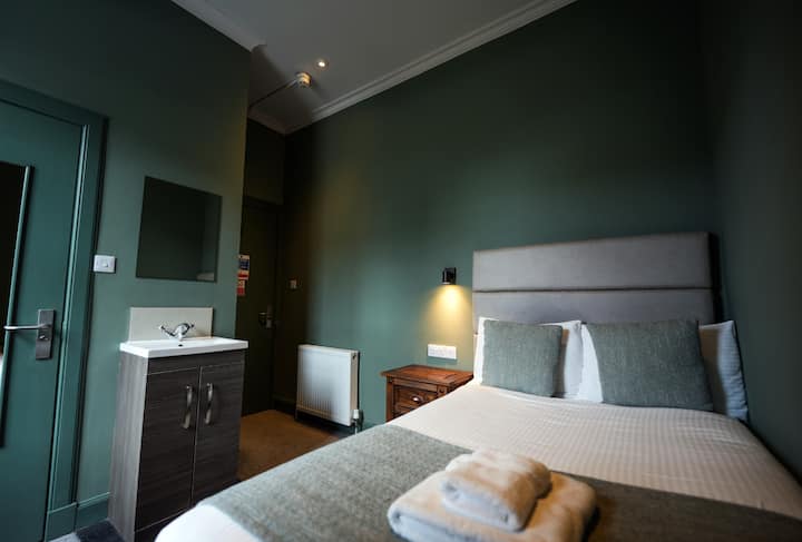 Economy Double Macgregos Whisky Vaults Hotel - Oban