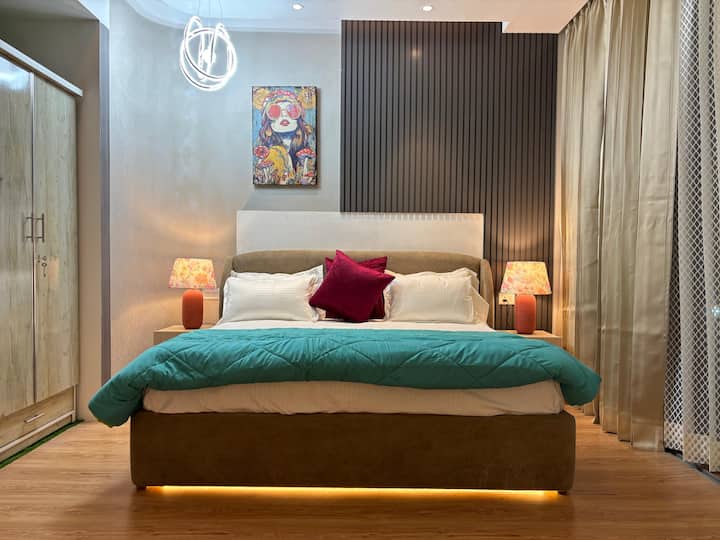 Insomniac Party Loft I Level 6 - Gurugram