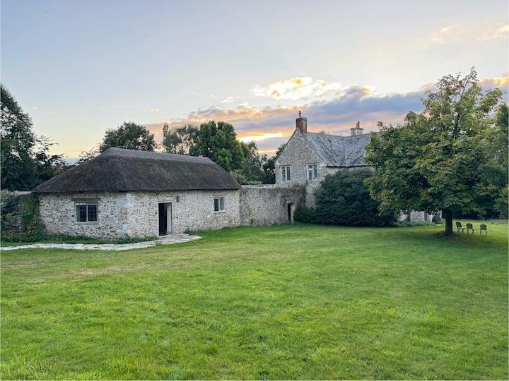 Ashe Cottage: Historic Jurassic Coast Retreat - Beer