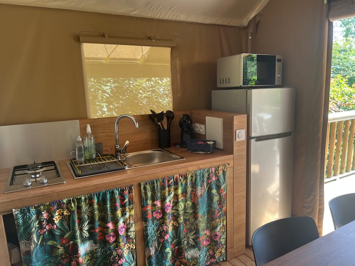 Tente Lodge Vue Pyrénées – Nature & Confort - Seix