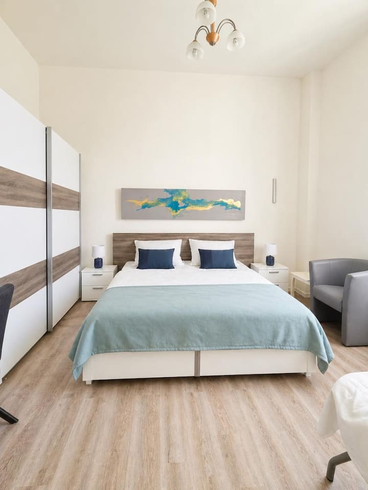 Dreibettzimmer Mit Dusche | Pension Weierts | Zent - Juist