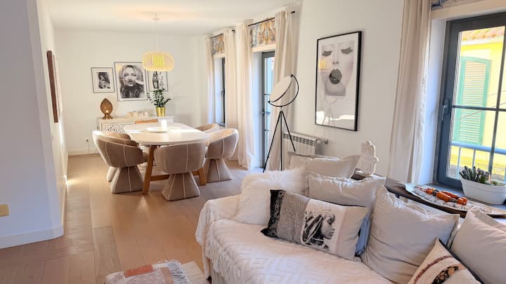 Townhouse In The Heart Of Cascais Historic Center - Cascais