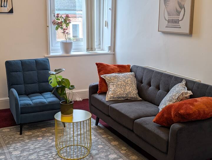 Affleck Street Is 20 Minutes Into Newcastle City - Newcastle upon Tyne