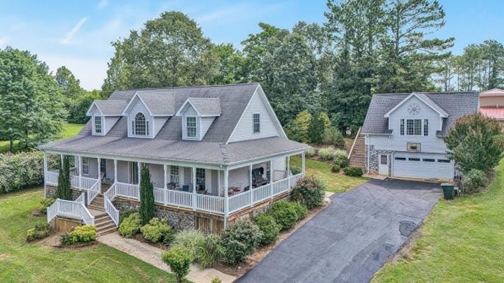 1157 Lakeland Pines - Moneta, VA