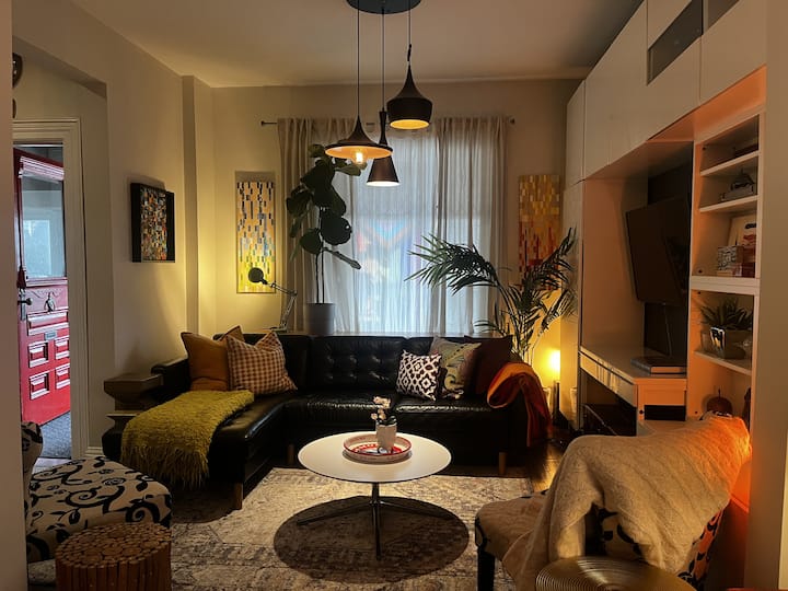 2br Roncesvalles Artist's House W/ Chef's Kitchen - Toronto