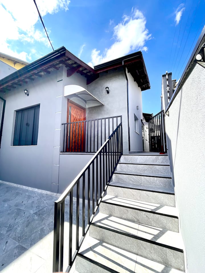 Casa Perto Do Hopi Hari Com Ar Cond. E Academia - Itupeva