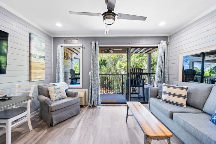 Stunning Newly Renovated Condo W/ Ocean View & Sha - Palmetto Dunes, SC