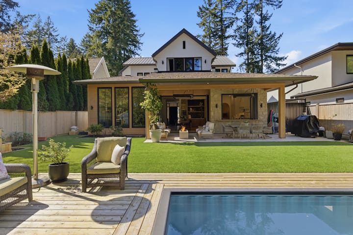 Stunning North Van Home With Plunge Pool - West Vancouver