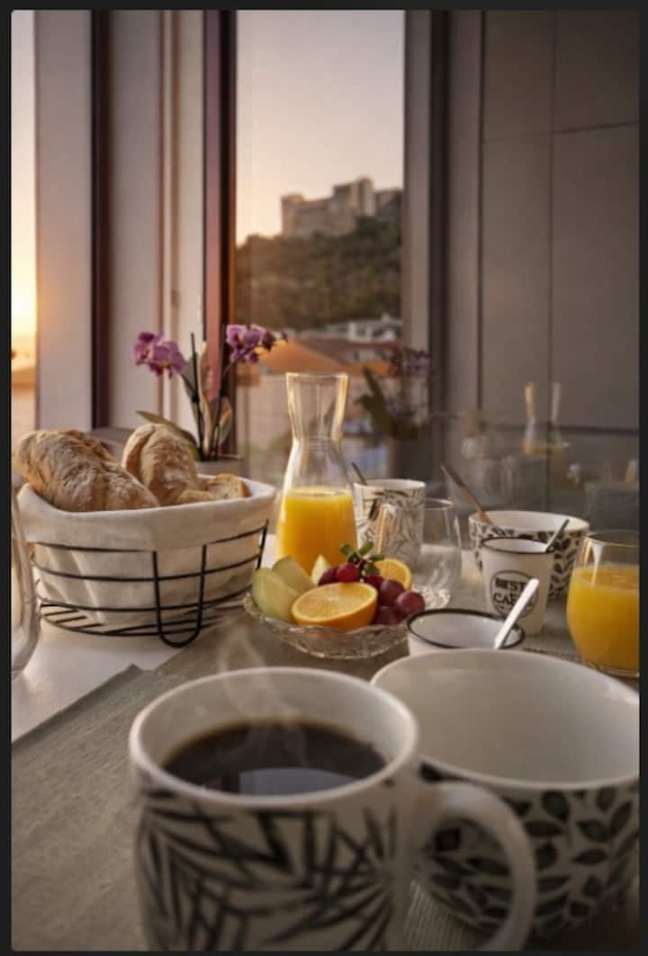 Acordar Com O Castelo: Castle Boutique Studio - Leiria