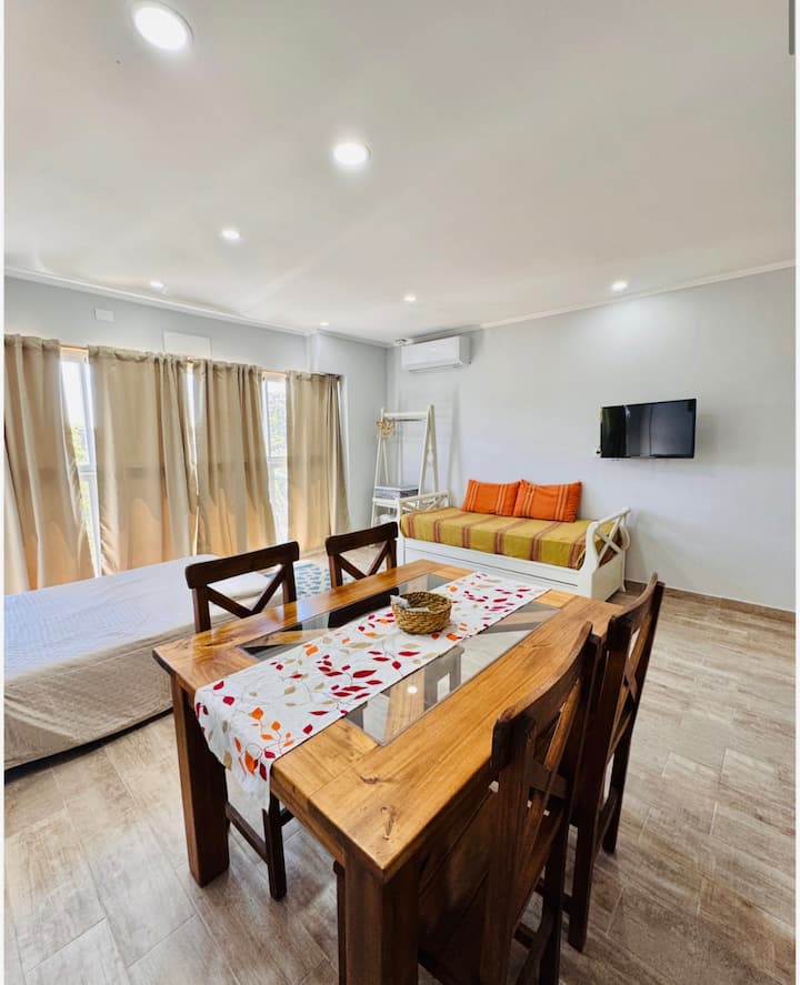 Monoambiente Escalada - Junín, Francia