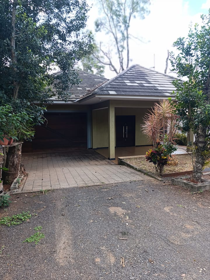 Casa 2 Quartos Frente Br 472 - Santa Rosa