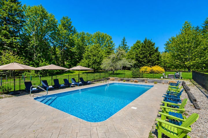 New-heated Pool, 1.5 Miles To Beach, Stunning Home - Sandwich, MA