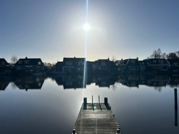 Great Riverside Home - Breukelen