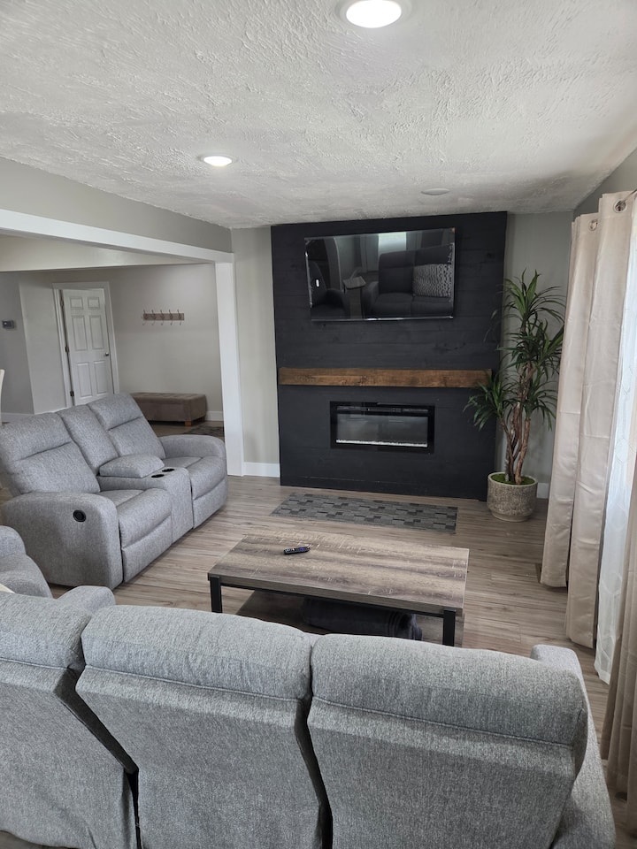 Cute Country Retreat In A Peaceful Setting - Mount Vernon, OH