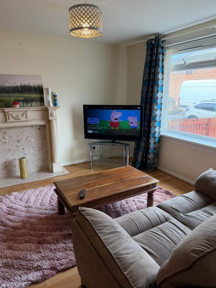 2 Bedroom Flat In Ayr - Ayr Beach