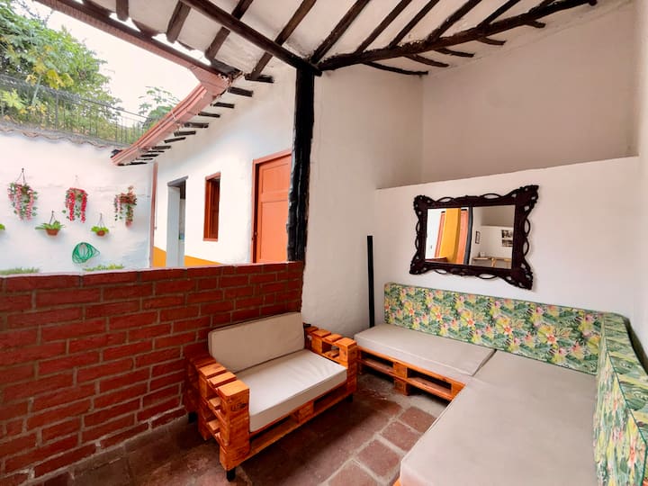 Sunset At The San Gil Colonial House Canyon - Curití