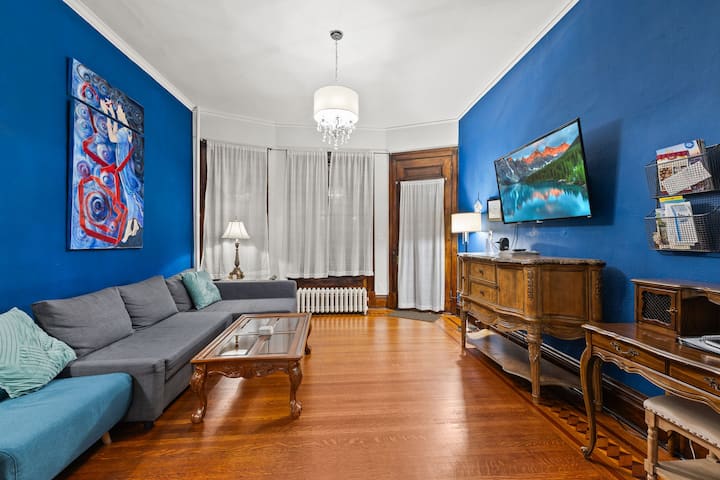 The Duchess Guest House, Walk To Downtown - Pendleton, IN