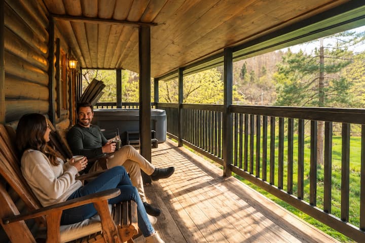 Onyx At Nada: Fall Getaway + Private Hot Tub In Rr - Kentucky