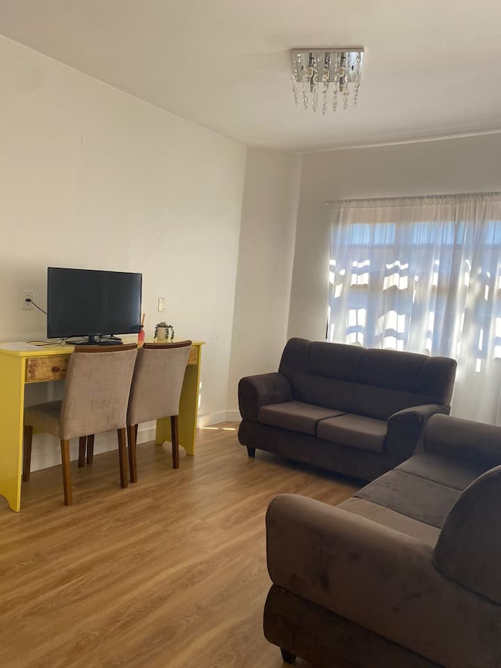 Apartamento Completo Com Ar + Garagem - Santa Rosa