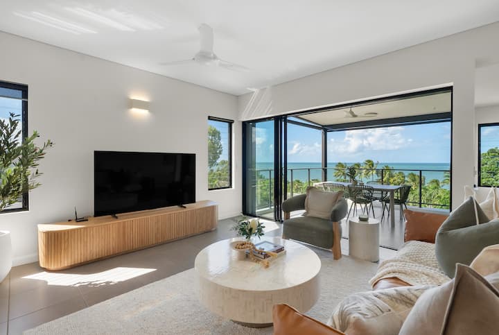 Amalfi—ocean Views & Pool Near Beach & Restaurants - Australia