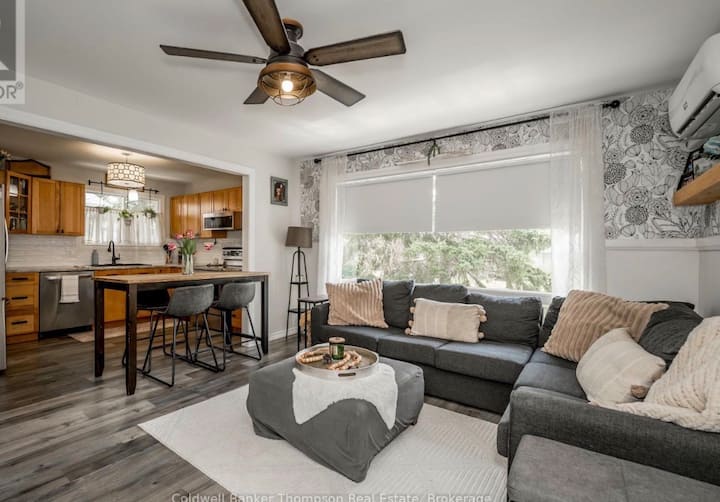 Charming In Town Home - Huntsville