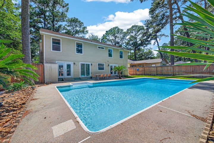 The Forest House. Pool Oasis In The Woods. - The Woodlands, TX