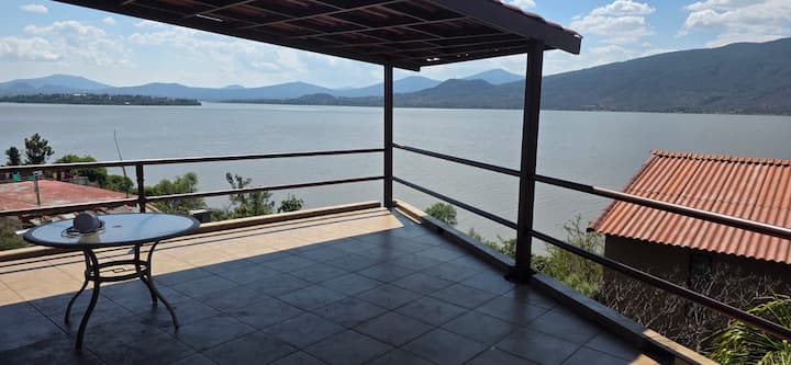 Cabaña Con Vista Al Lago De Patzcuaro - Tzintzuntzan