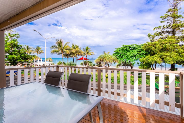 Wake To Sunrises On Yeppoon’s Beachfront - イェップーン