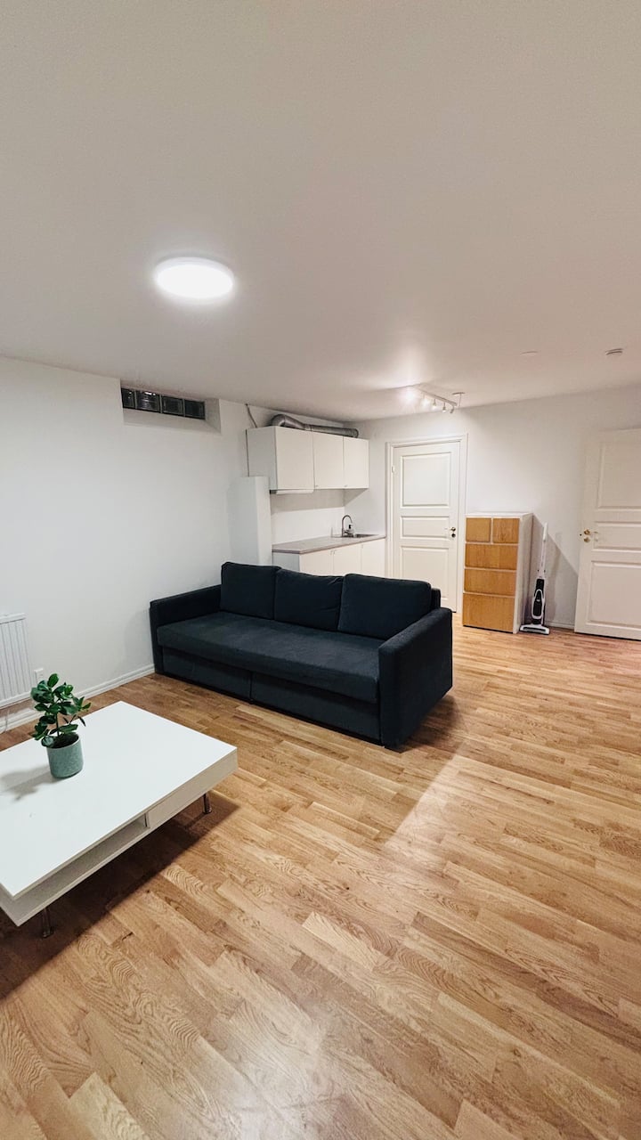 Nice And Calm Place Next To Nature. - Tumba