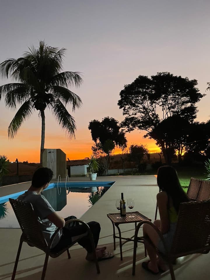 Refúgio Rural Com Piscina E Pôr Do Sol. - Brasil