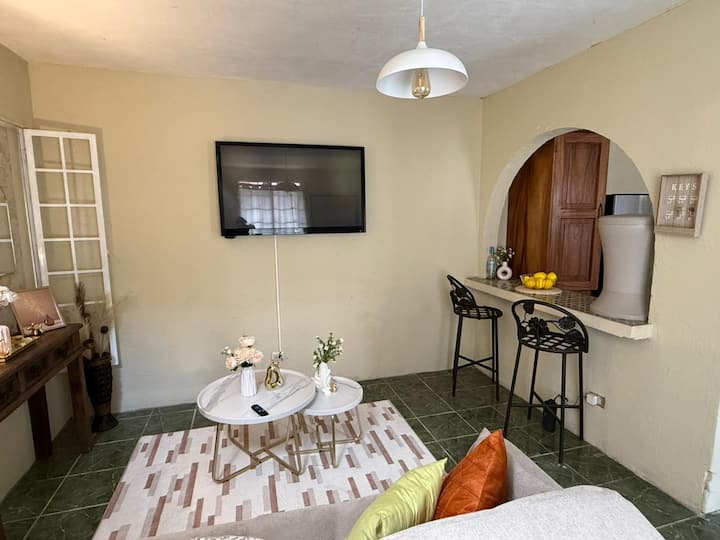 Casa Itzaé - Antigua Guatemala