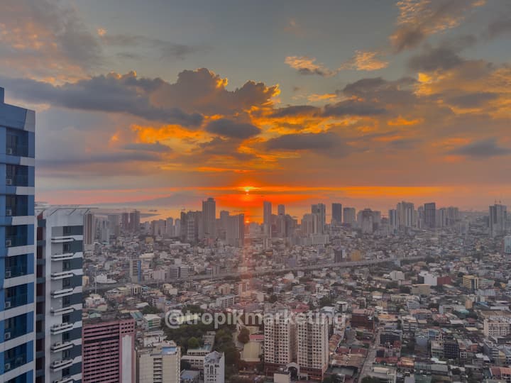 Sunset Apartment In Makati | Sea View | Ac & Wi-fi - Philippines