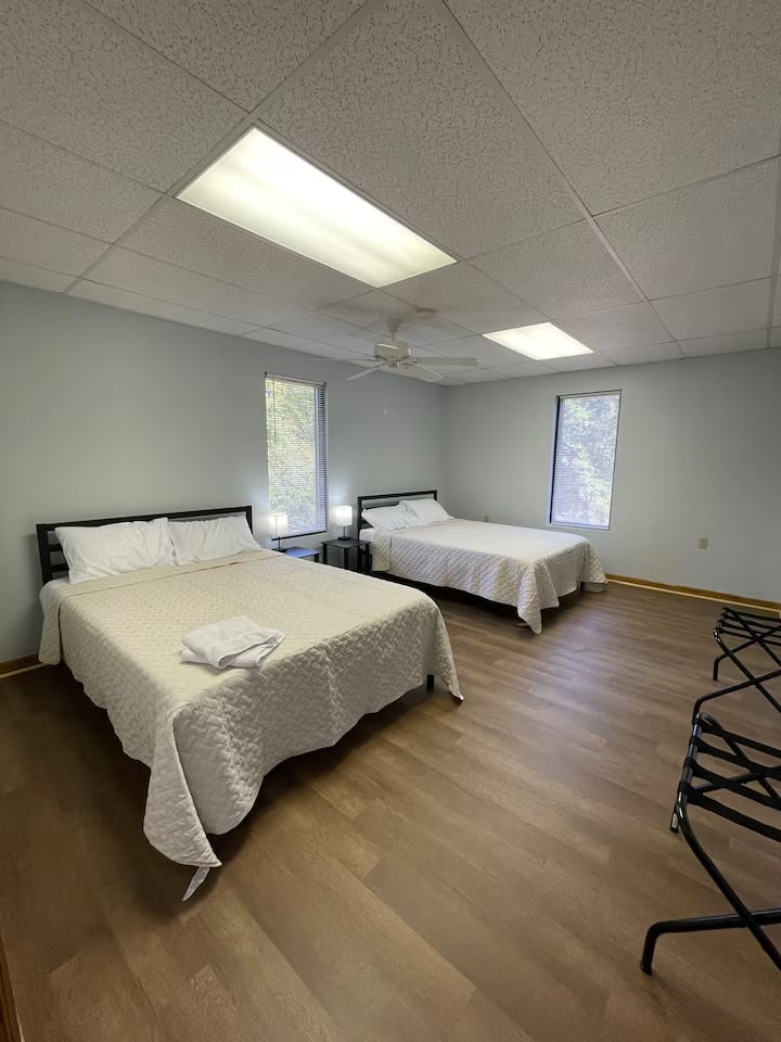 Entire Apartment At Bristol Motor Speedway - Bristol, TN