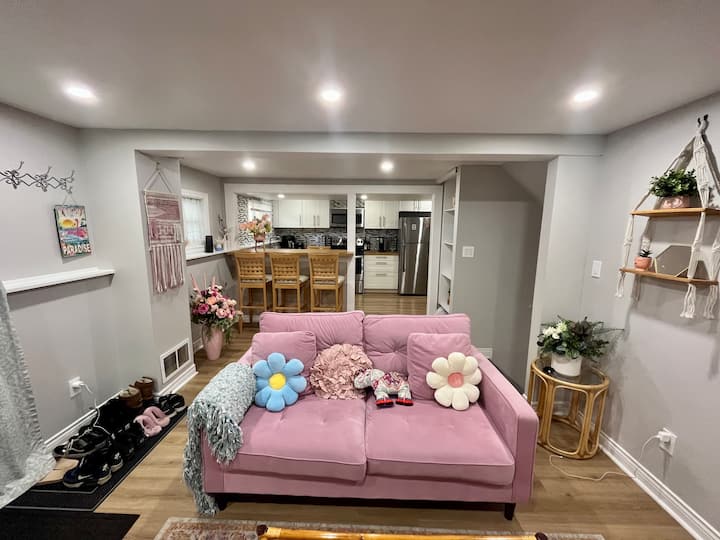 Private Suite - Barrie