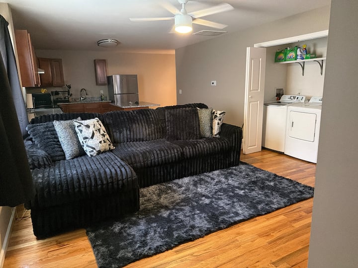Spacious 2ba Stay Near Shopping & Downtown Dayton - Beavercreek, OH