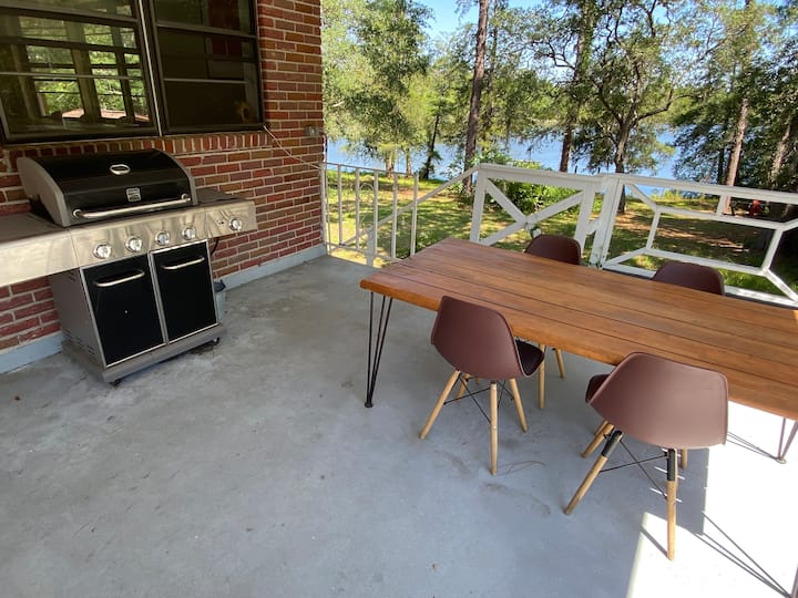 Riverfront Cabin W/fishing And Canoeing - Milton, FL
