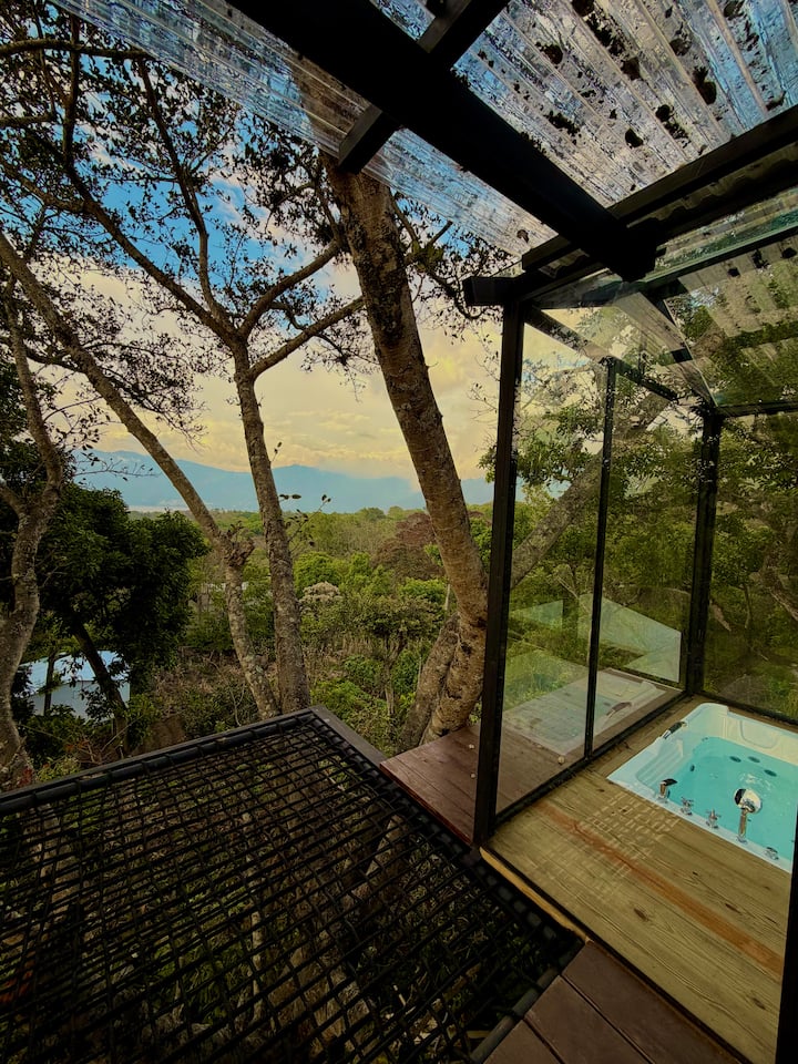 Luxury Glass Cabin - San Lucas Tolimán