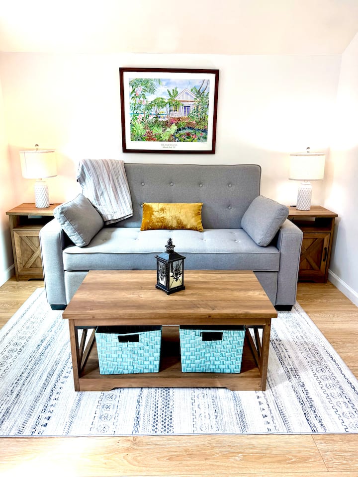 Charming Cottage In The Woods - Westchester County, NY