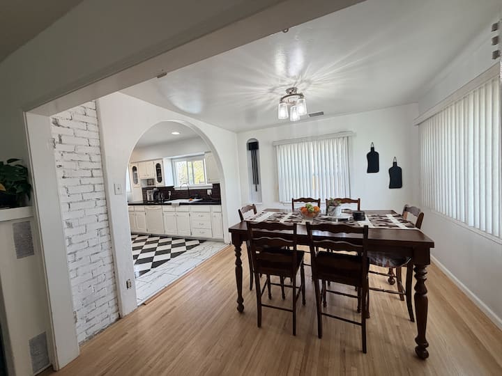 Entire Private Home -Carmalita - Hemet, CA