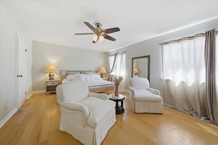 Extravagant Villa Near Beach & Hot Spots - Torrance, CA