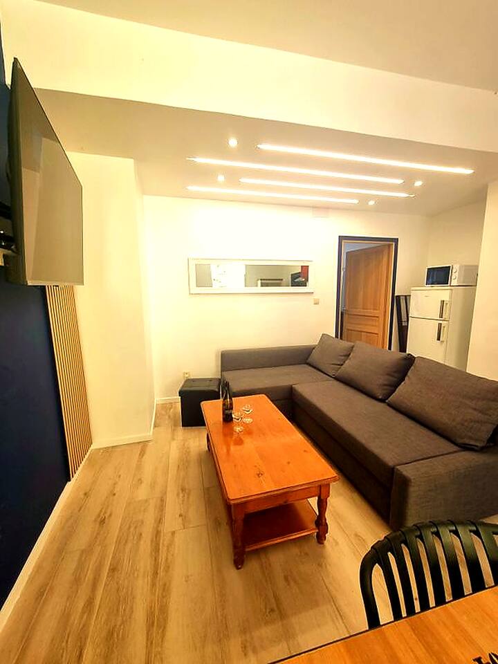 Pairi Daiza 15 Min · Cosy, Lit Bébé, Netflix - Provincie Henegouwen