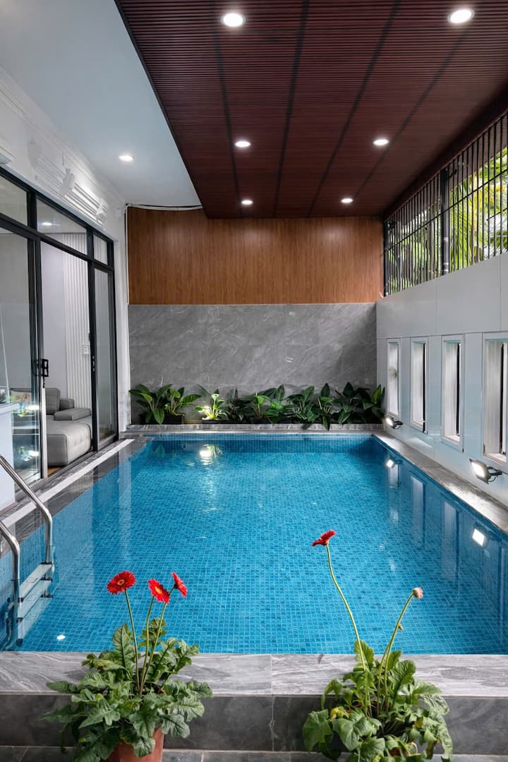 Han River Luxury 6br Villa With Private Pool & Bbq - Da Nang
