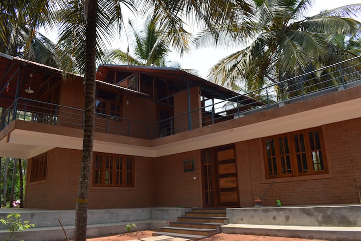 Peaceful Farm Retreat With Private Farm Stay! - Mysuru