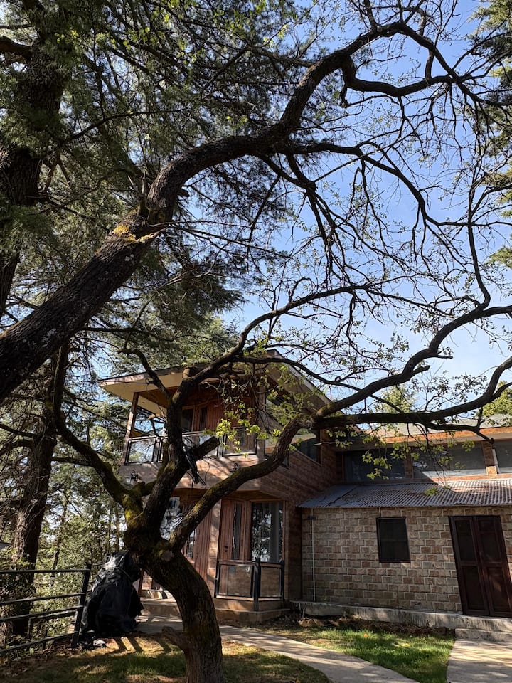 Eno’s Homestay - Farm Stay With Himalayan View - Kanatal