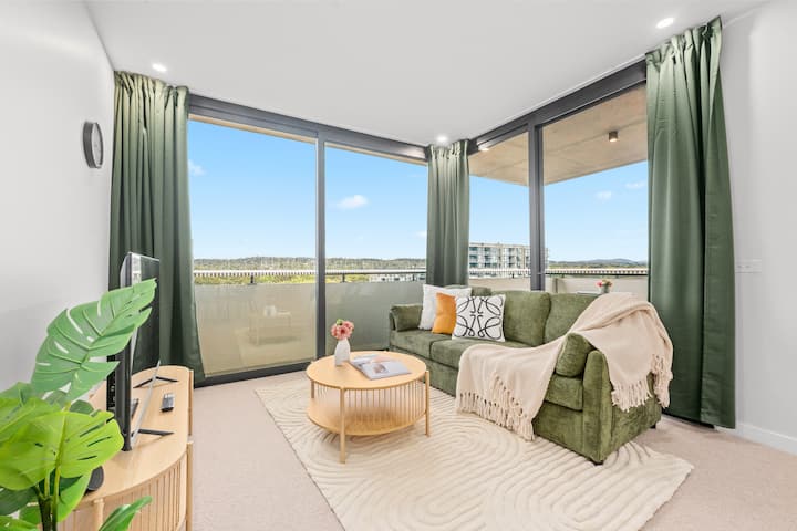 @Charming Inner-north 2br Apt W/ Parking & Gym - Canberra